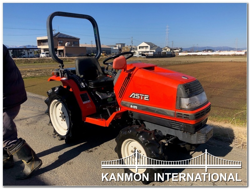UsedJapaneseTractors.jp : KUBOTA A175 4WD